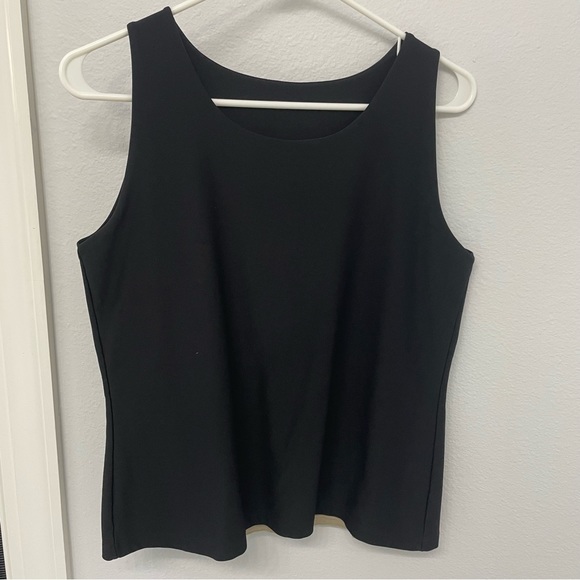 SPANX | Intimates & Sleepwear | Spanx Top Black Small Snag On Back See ...